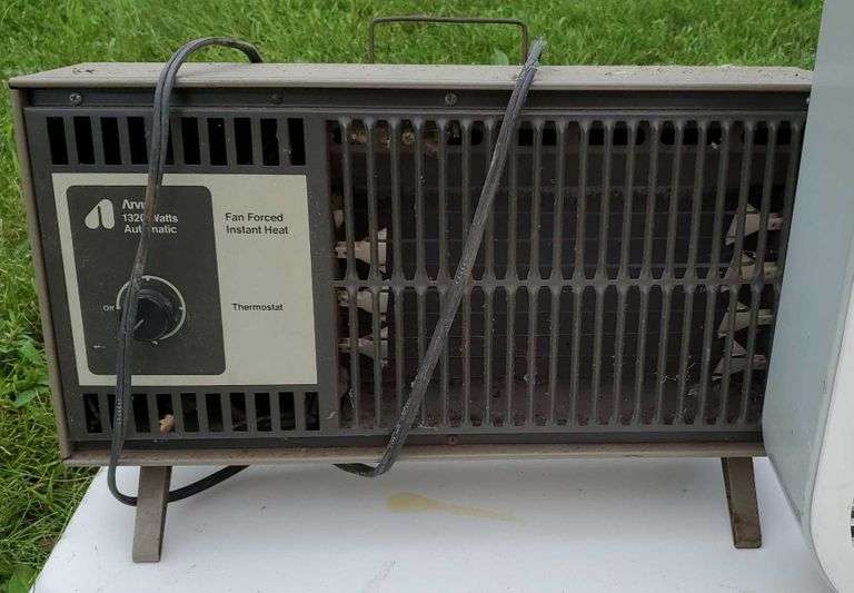 Sunbeam humidifier, thermostat heater, box fan - Sherwood Auctions