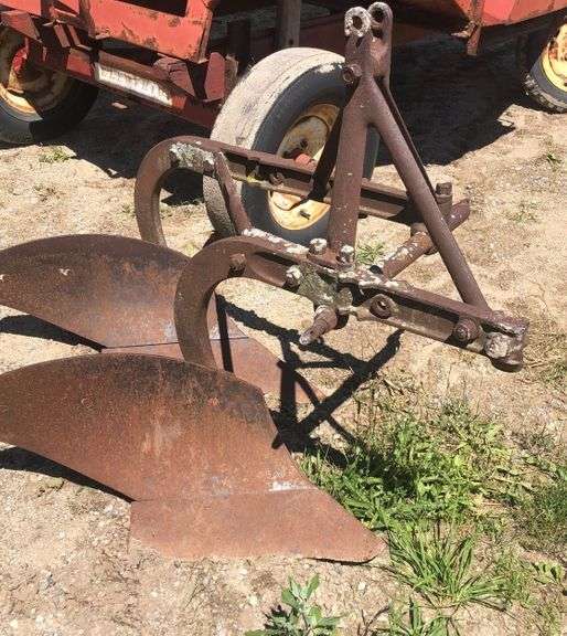 2 Bottom 3 Point Hitch Plow - Sherwood Auctions