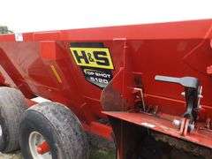 H&S #5120 Top-Shot Manure spreader - Sherwood Auctions