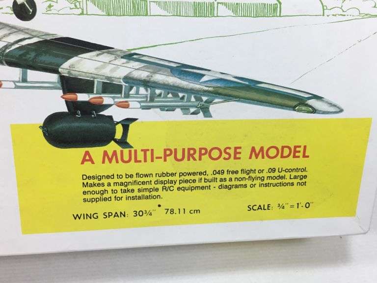 Guillows Giant Scale Balsa Flying Model Kit - Sherwood Auctions
