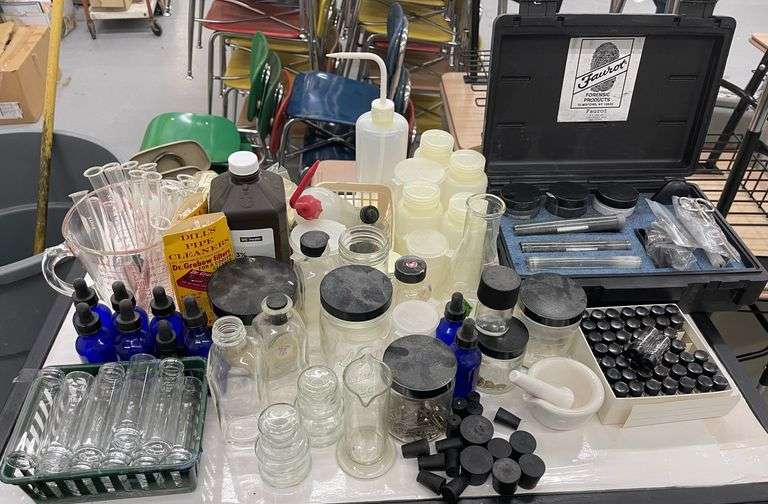 Forensic Kit & Science Lab Supplies - Sherwood Auctions