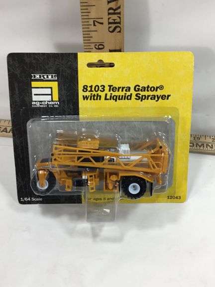 ERTL 8103 Terra Gator w/ Liquid Sprayer - Sherwood Auctions