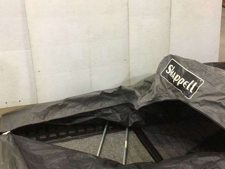 Shappell 2 Man Portable Ice Shed - Sherwood Auctions