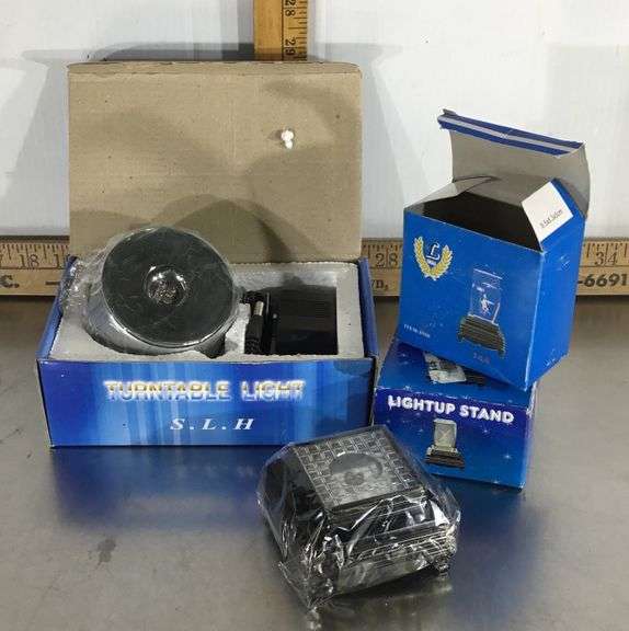 Turntable Light Stand and Two Mini Light Stands - Sherwood Auctions