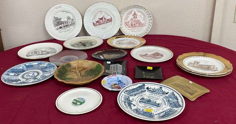 Michigan Collectible Plates - Sherwood Auctions