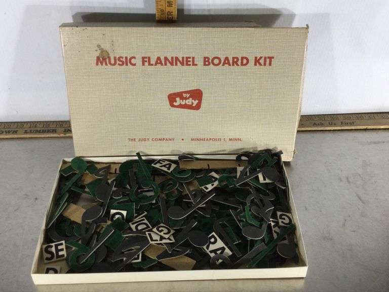 Vintage Music Flannel Board Kit by Judy - Sherwood Auctions