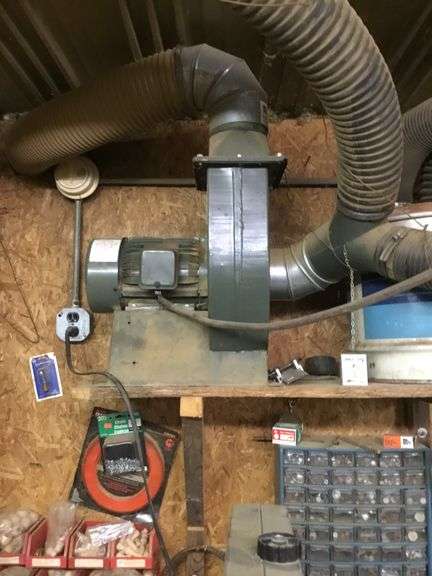 Grizzly Dust Collection System - Sherwood Auctions