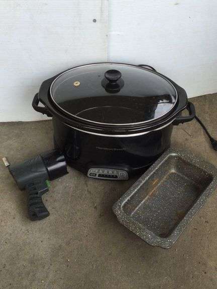 Hamilton Beach Crock Pot, Crofton Loaf Pan & Flashlight - Sherwood Auctions