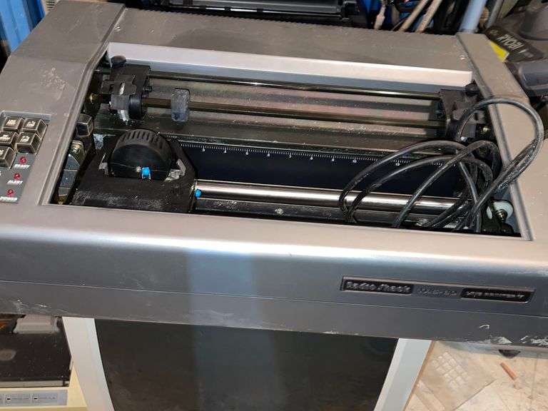 Radio Shack TRS-80 Line Printer V, Gateway Monitor & NEC Spinwriter ...