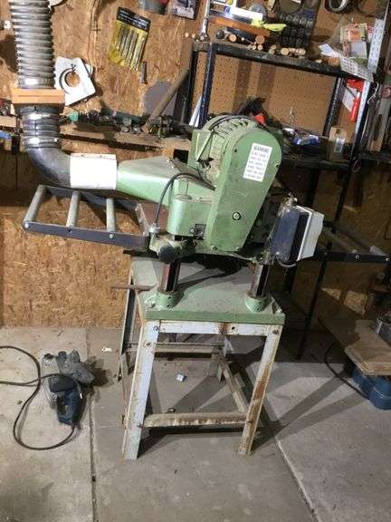 Grizzly 15" Planer Model G1021 With Stand Has Power - Sherwood Auctions