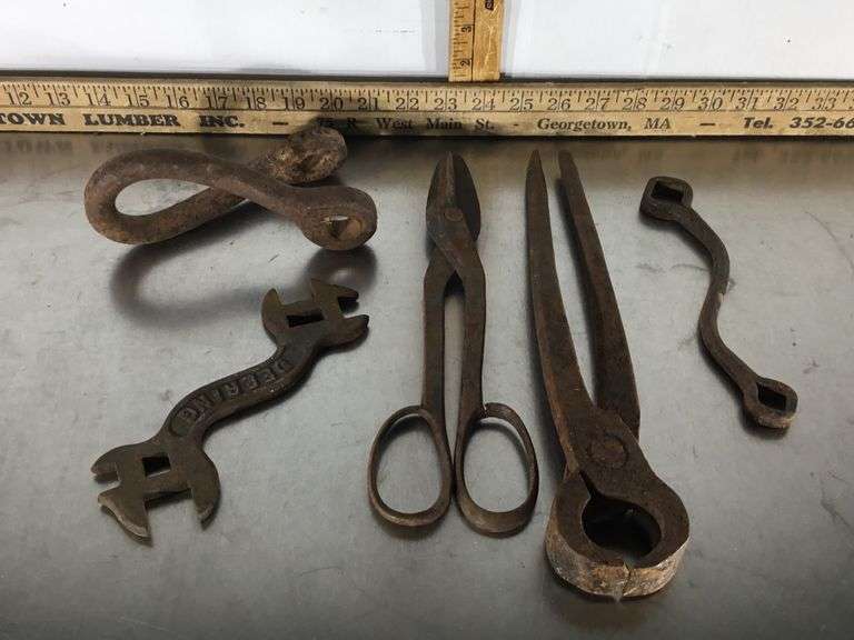 Antique Tools - Sherwood Auctions
