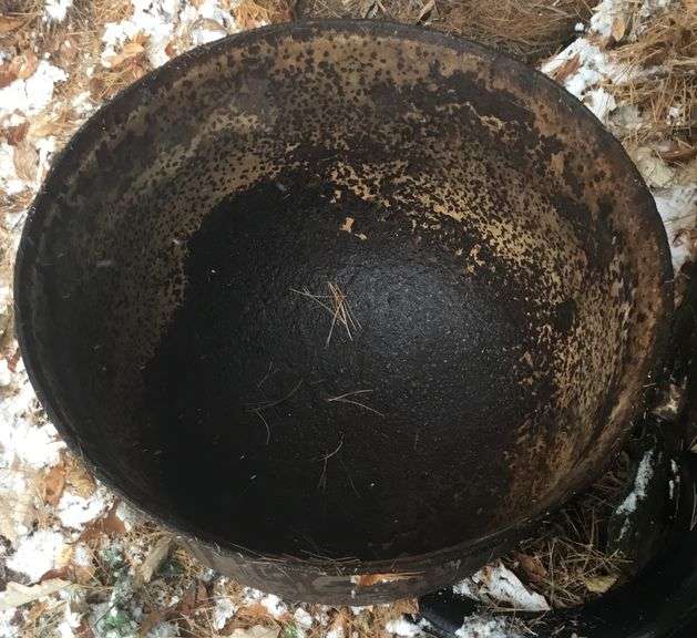 Cast Iron Scalding Pot, 30'' Diameter x 20'' Deep - Sherwood Auctions