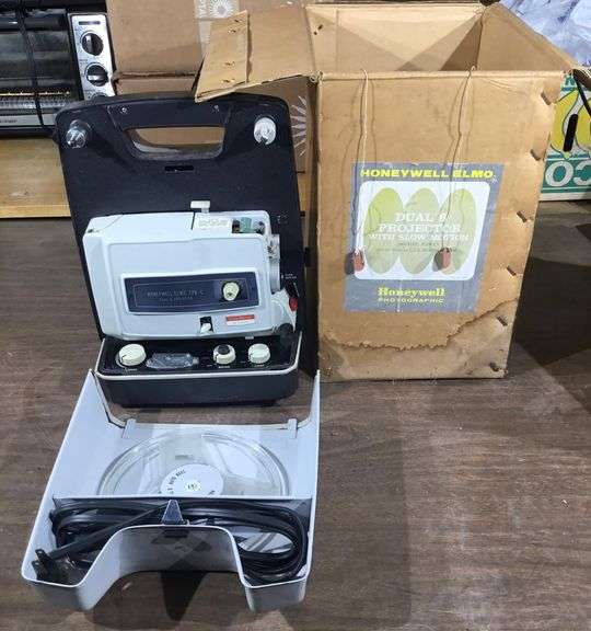 Honeywell Dual 8 Projector with Slo-Motion Model FP8-C - Sherwood Auctions