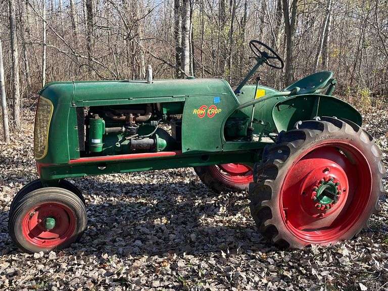 Oliver 60 Row Crop Tractor - Sherwood Auctions