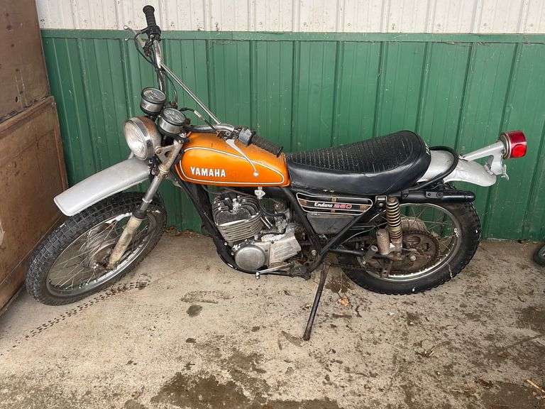 1973 or 1974 Yamaha DT-250 Motorcycle - Sherwood Auctions
