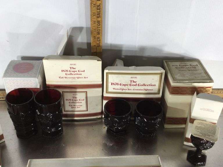 Avon 1876 Cape Cod Collection - Sherwood Auctions