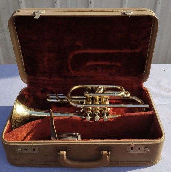 Vintage Cornet w/ Case - Sherwood Auctions