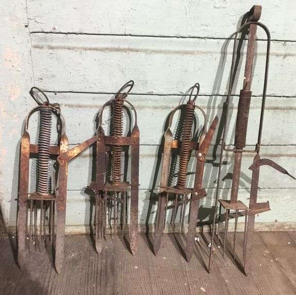 Metal Mole Traps - Sherwood Auctions