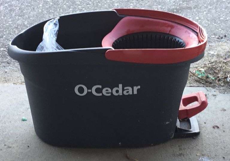O-Cedar Mop Bucket with Spinner - Sherwood Auctions