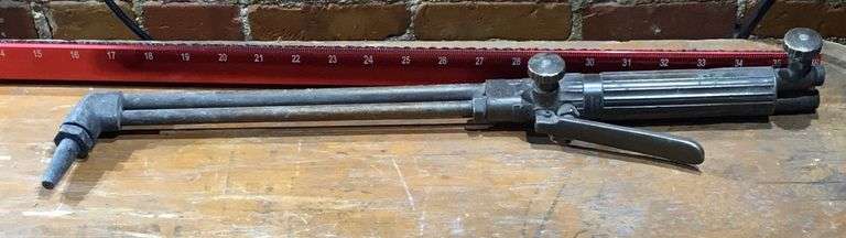 Linde Company Purox Type E Cutting Torch - Sherwood Auctions