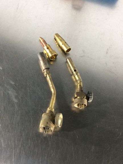 Torch Tips, Wire, Tool Box - Sherwood Auctions