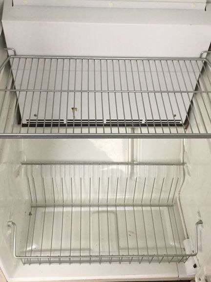 Kenmore Frostless Freezer - Sherwood Auctions
