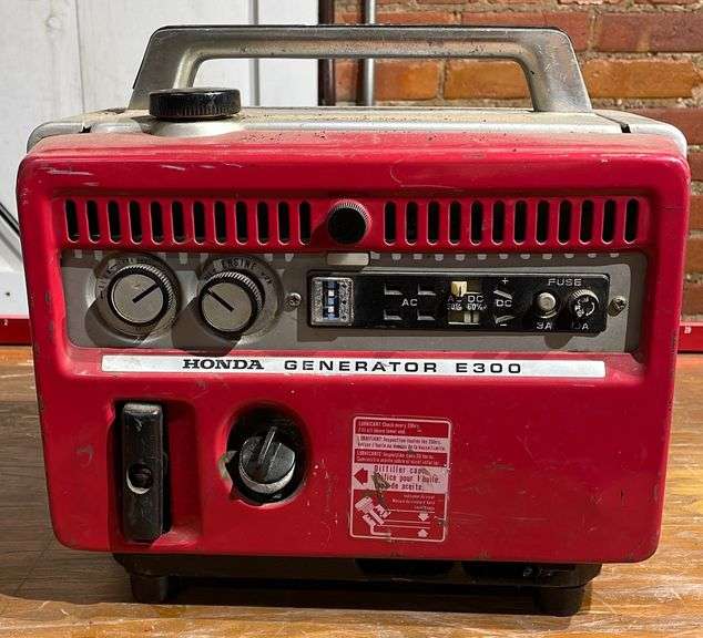 Honda Generator E300, 10”T,13”W,9”D - Sherwood Auctions