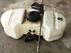 10 Gal Plastic Tank with Nozzle - Sherwood Auctions