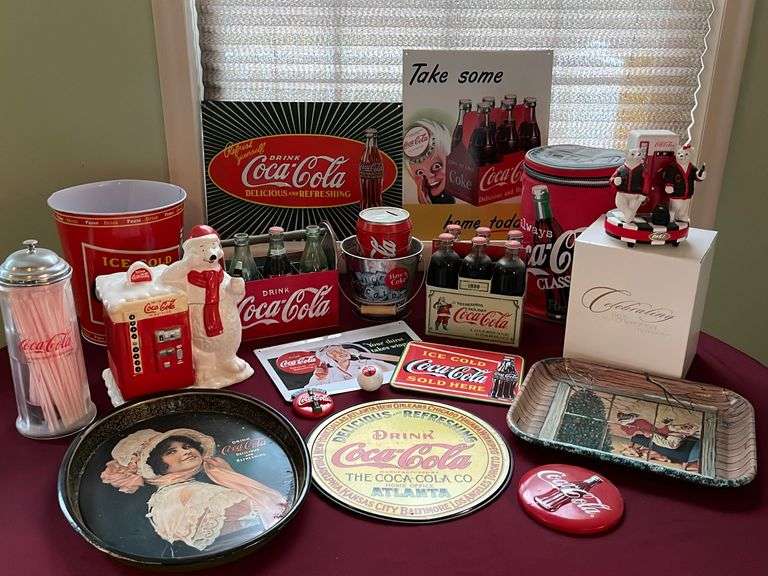 Awesome Coca-Cola Collection! - Sherwood Auctions