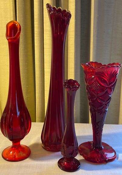 Viking Ruby Red Bud Vase & Ruby Red Bud Vases - Sherwood Auctions