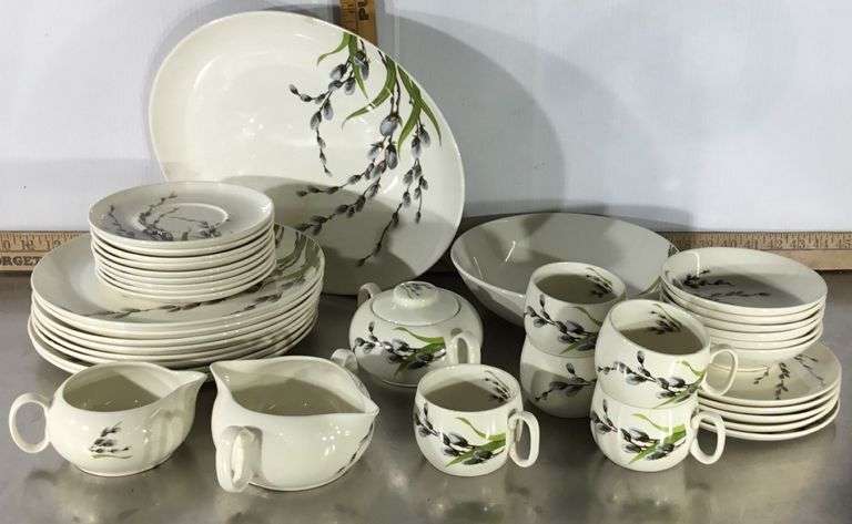 Vintage W.S. George Complete Dinnerware Set - Sherwood Auctions