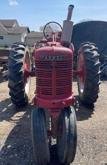 Farmall H, 12 Volt Conversion w/ Loader - Sherwood Auctions