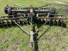 John Deere KBA 10' disk - Sherwood Auctions