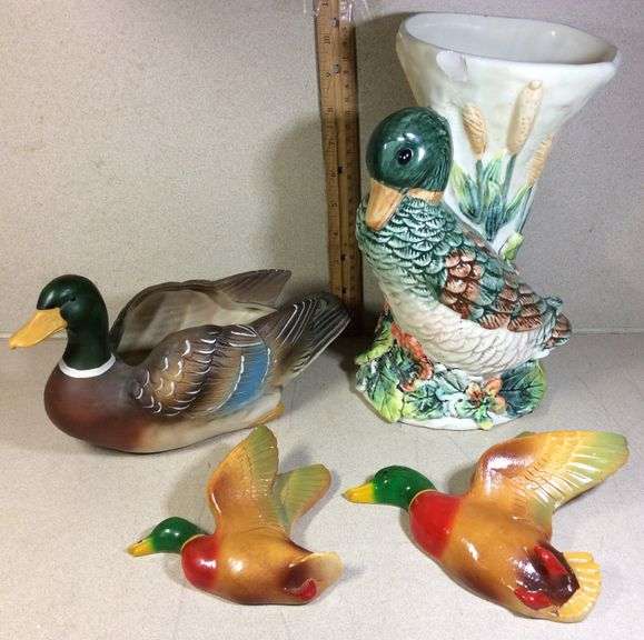 Napco Duck, 2 Chalkware Ducks, Duck Vase(has rim chip) & 5 Piece Lefton ...