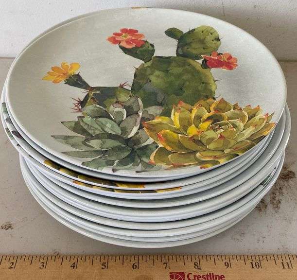 15 Cactus Plates - Sherwood Auctions