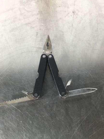 Pocket Utility Tool - Sherwood Auctions