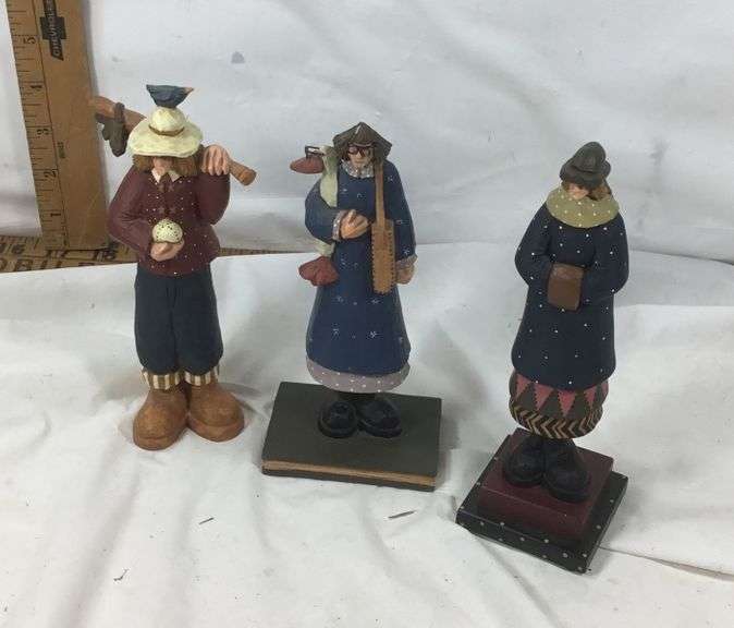 Williraye Studio Figurines - Sherwood Auctions
