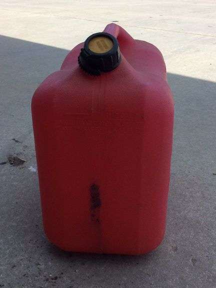 6 Gallon Gas Can - Sherwood Auctions