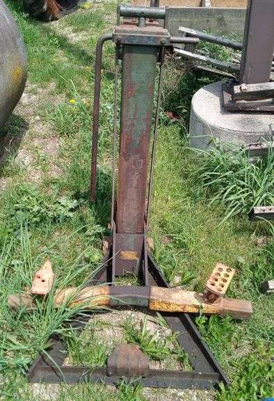 Manual 2 Lift Point Jack - Sherwood Auctions