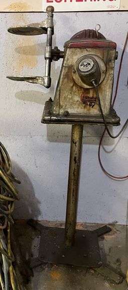 Red Devil Paint Conditioner/Mixer - Sherwood Auctions