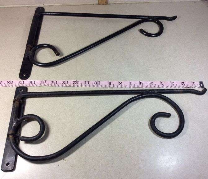 Very Heavy Metal Swing Hinge Flower Pot Holders - Sherwood Auctions