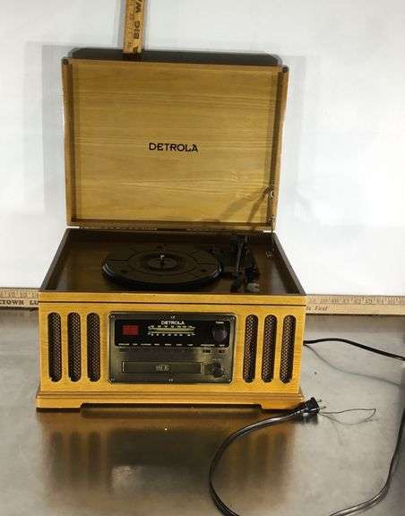 Detrola Record Player - Sherwood Auctions