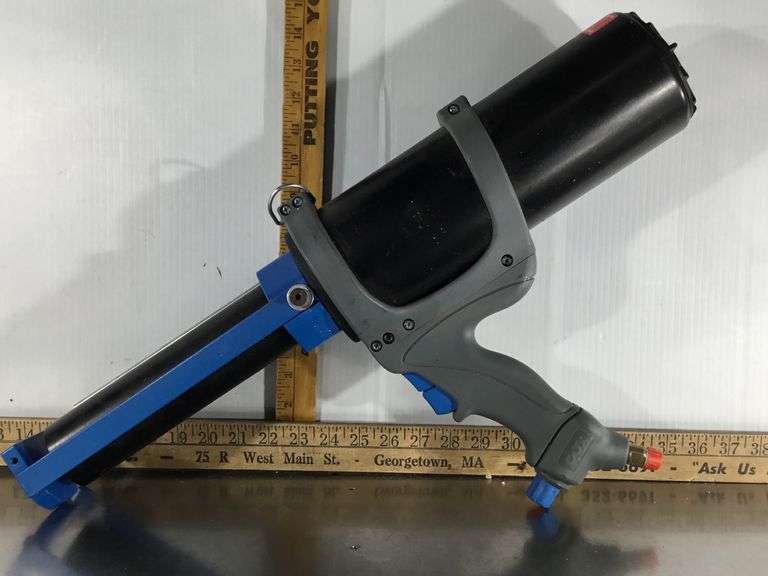 Pneumatic Applicator Gun - Sherwood Auctions