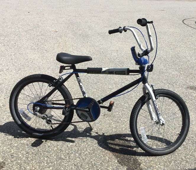 18” Huffy Sonic Bike With Power Shifter - Sherwood Auctions