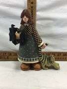 Williray Studio Figure - Sherwood Auctions
