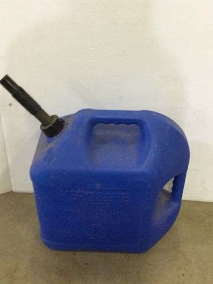 5 Gallon Kerosene Can - Sherwood Auctions
