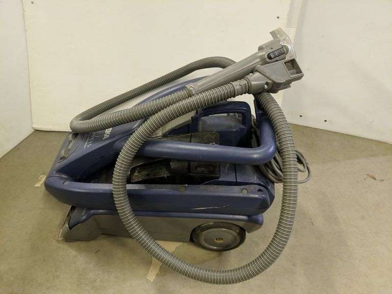 Eureka Atlantis Deep Steam Extractor (has power when plugged in ...