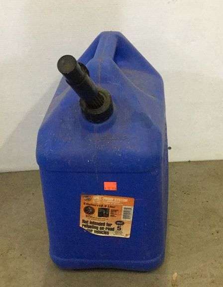 5 Gallon Kerosene Can - Sherwood Auctions