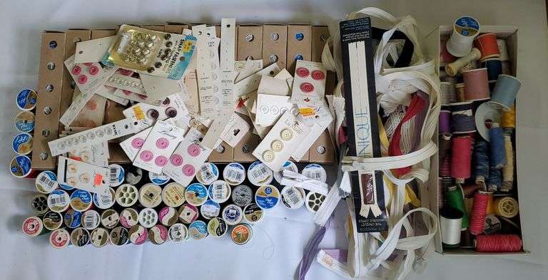 Sewing Thread Spools, Zippers & Buttons - Sherwood Auctions