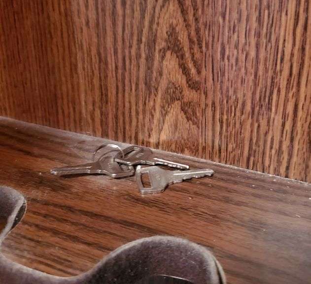 Wooden Gun Cabinet w/ Glass Doors-keys included - Sherwood Auctions